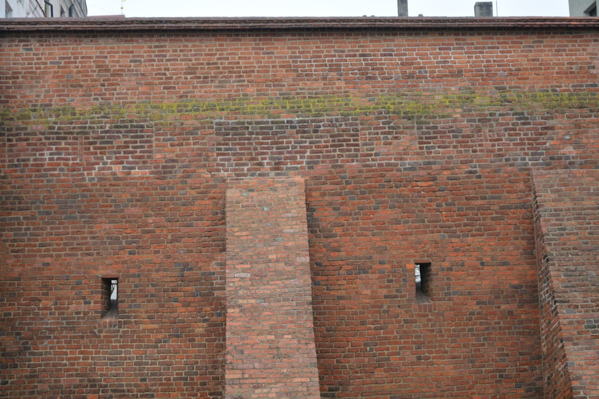 Mury miejskie (obronne) - Atrakcje Torunia - Przewodnik po Toruniu ...