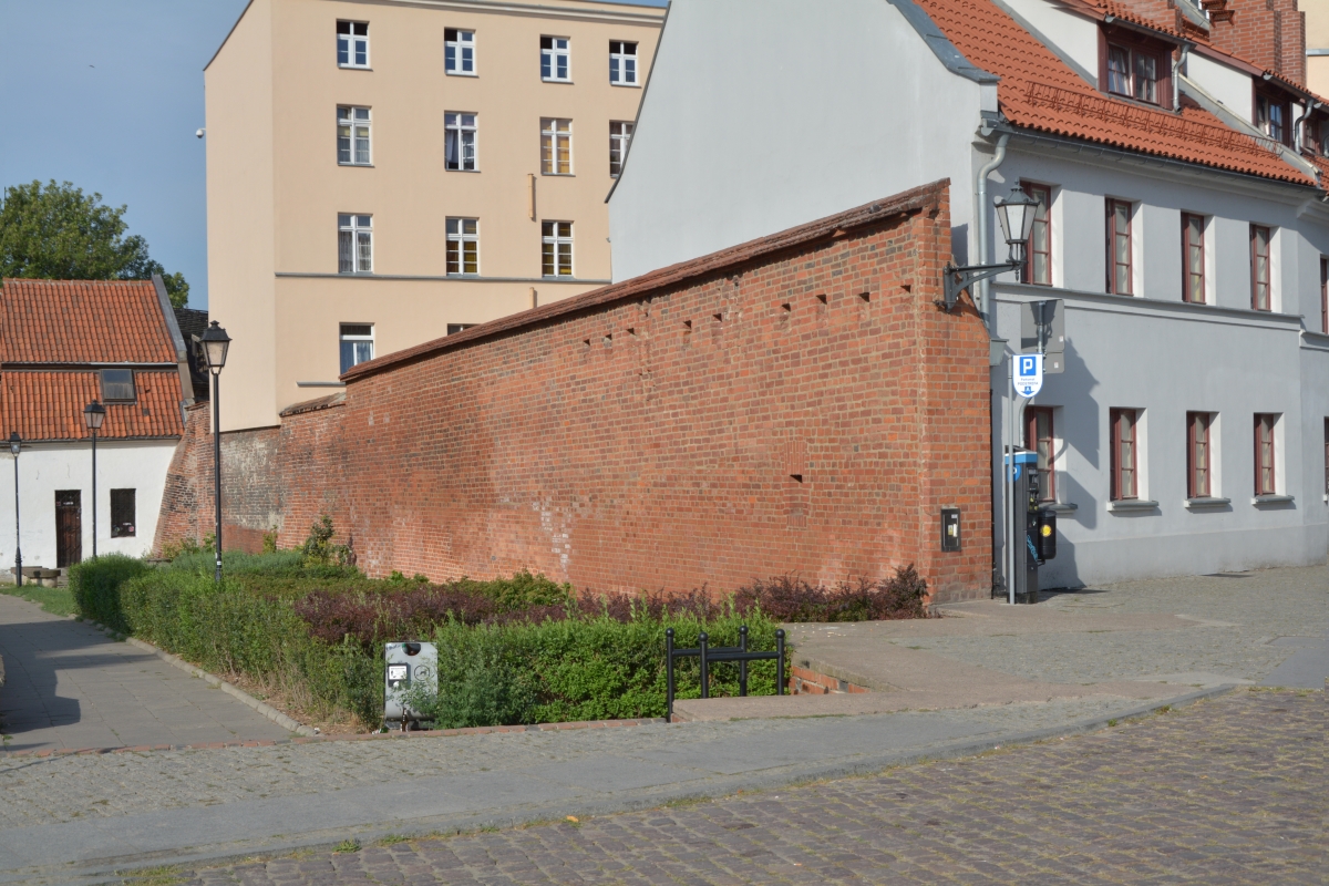 Mury miejskie (obronne) - Atrakcje Torunia - Przewodnik po Toruniu ...